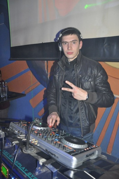 Redvi - DJ на dj.ru в стилях club/dance, electro house, bass music